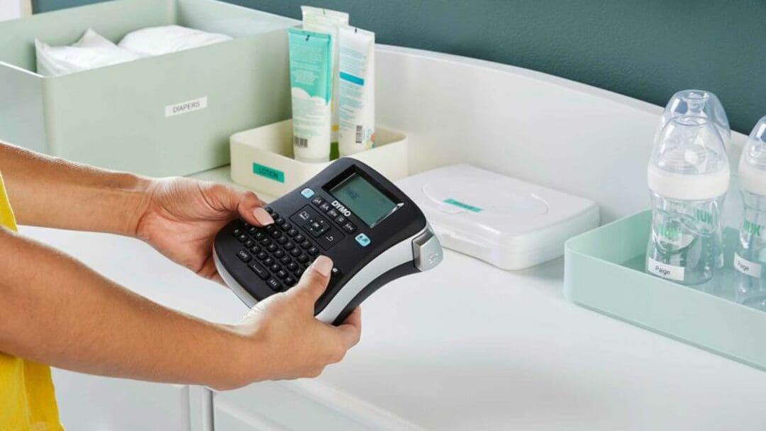 Everything You Need to Know About Label Makers - COS